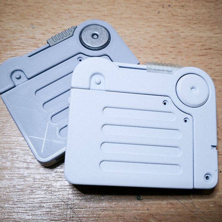 3D Printable Fallout 4 / Fallout 76 - HoloTape by Christiaan Lefering