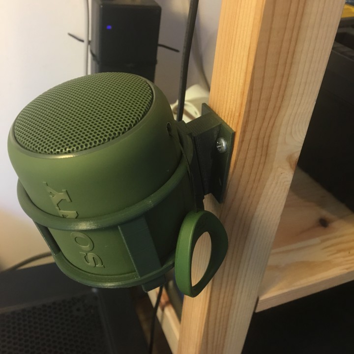 3D Printable Wall mount mod for SRS-XB10 by Bulcsu Bagi
