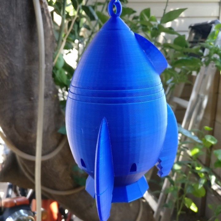 3D Printable Rocket Hanging Bird House #Tinkerfun by Anna Dragon