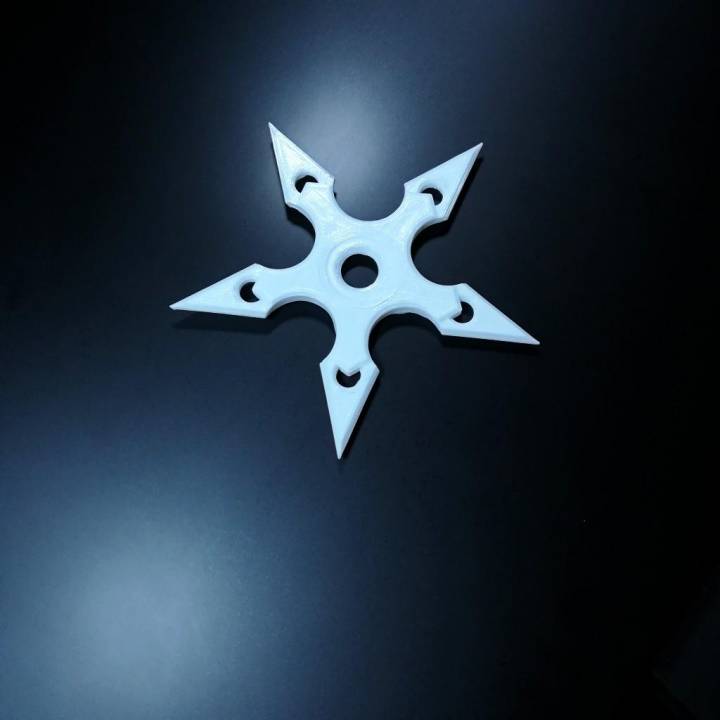 3D Printable Ninja Star by Ben Chittenden