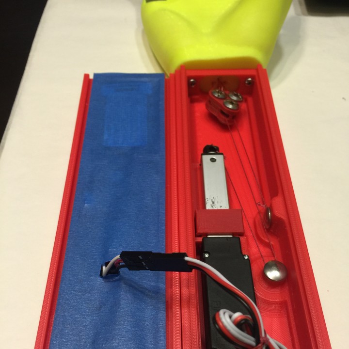 3D Printable Arduino driven Hand Actuator by Jose Santos Lizcano