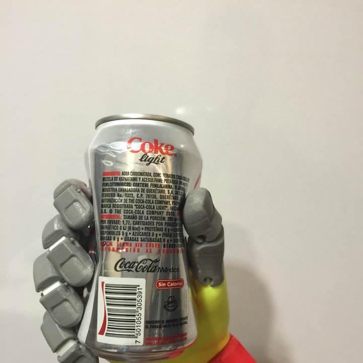 3D Printable Arduino driven Hand Actuator by Jose Santos Lizcano