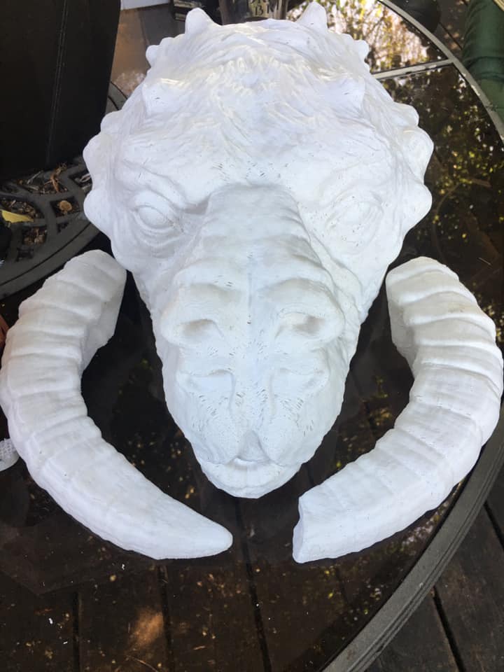 3D Printable Tauntaun head by Darren Pattenden