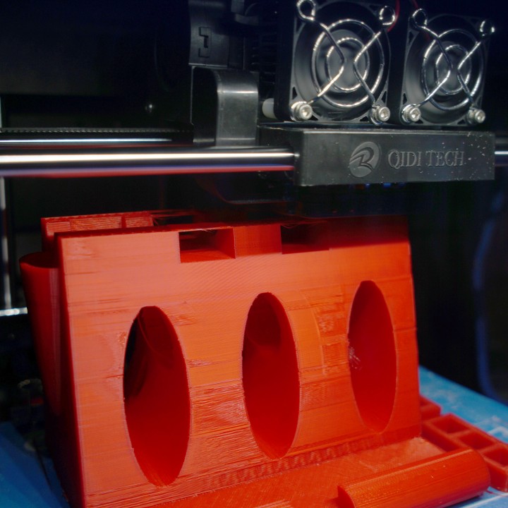 3D Printable TABLO Tablet Organizer SINDOH OLD by Amy Lewis