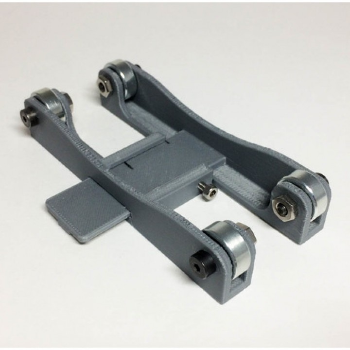 3D Printable Adjustable Width Spool Roller by Steve Thone