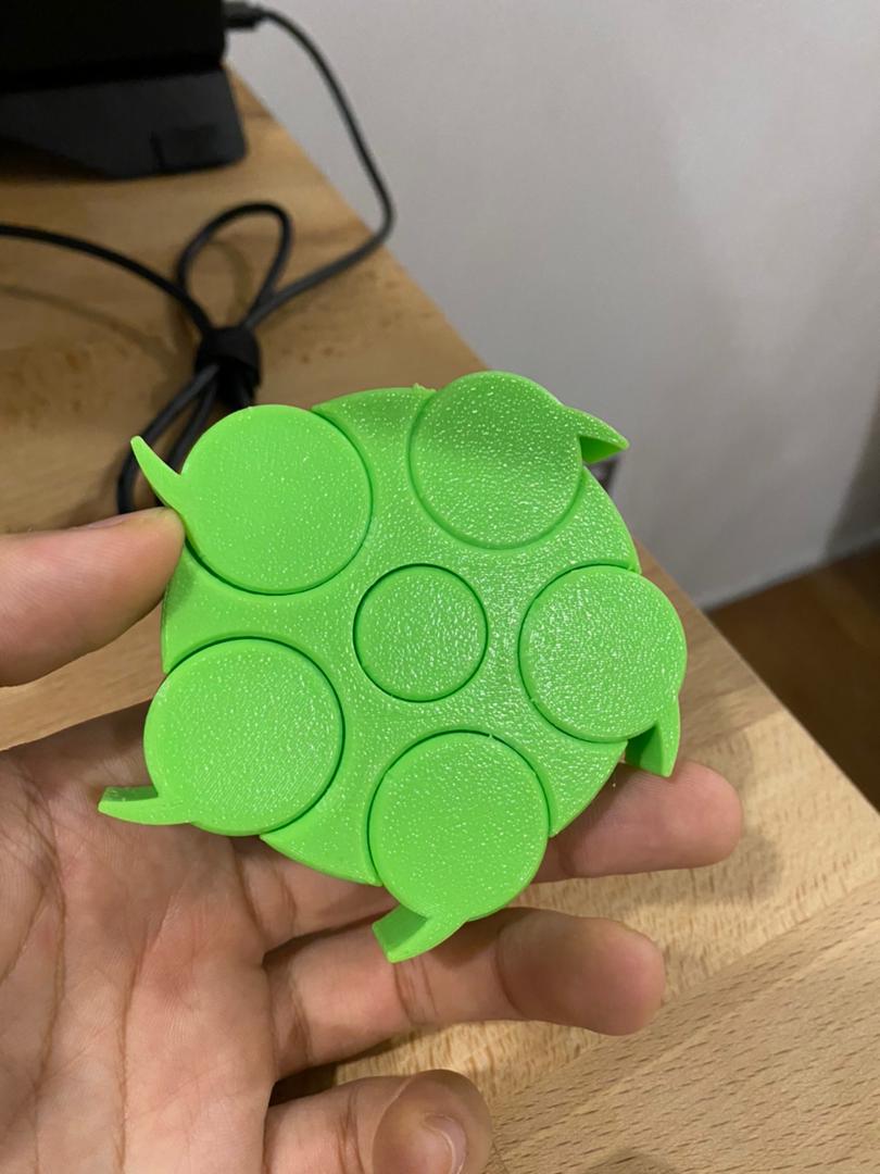 3D Printable Clearance test spinner by Louis-Simon Guay