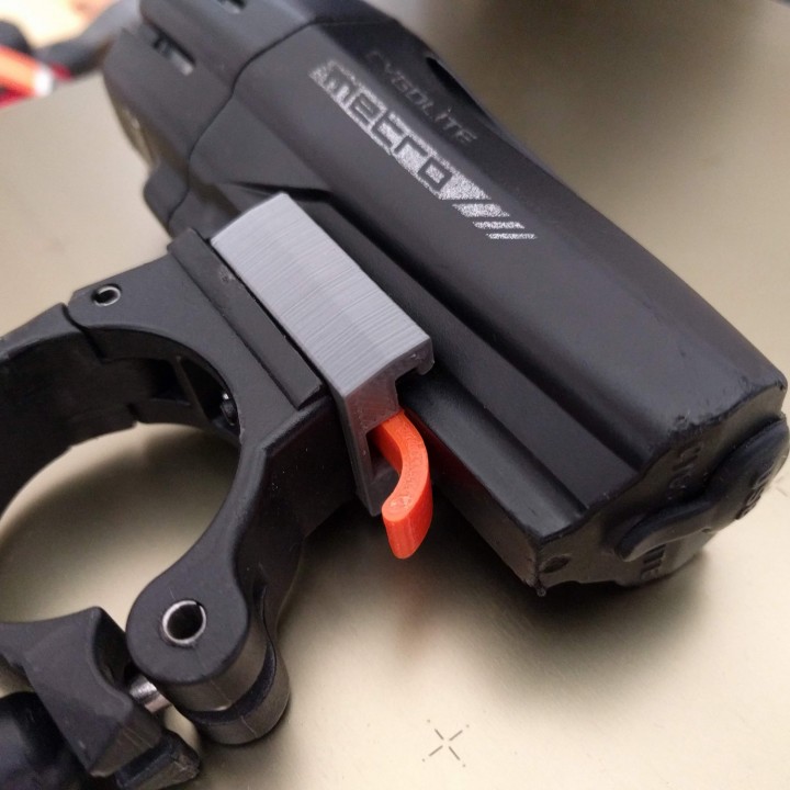 3D Printable Cygolite Metro Handlebar Bracket Clip Replacement by Sean ...