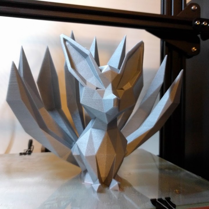 3D Printable Low-poly Nine-Tailed Fox by Jukka Seppänen
