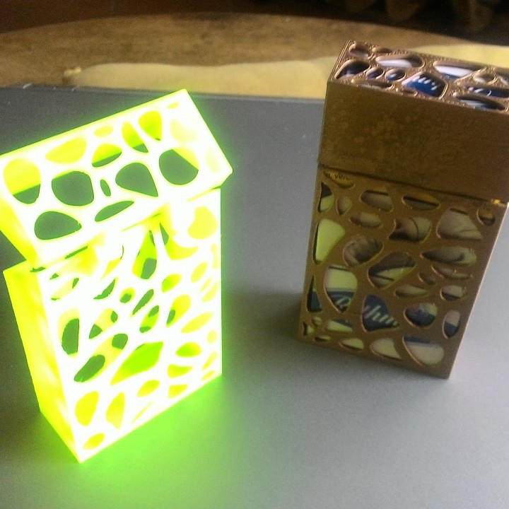 3D Printable Cigarette packet case by Tiberio Frisina