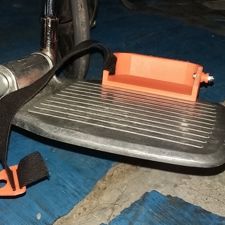 3D Printable Wheelchair Step Strap by Amado