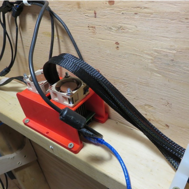 3D Printable Maslow CNC Mega Holder by Jon Turnquist