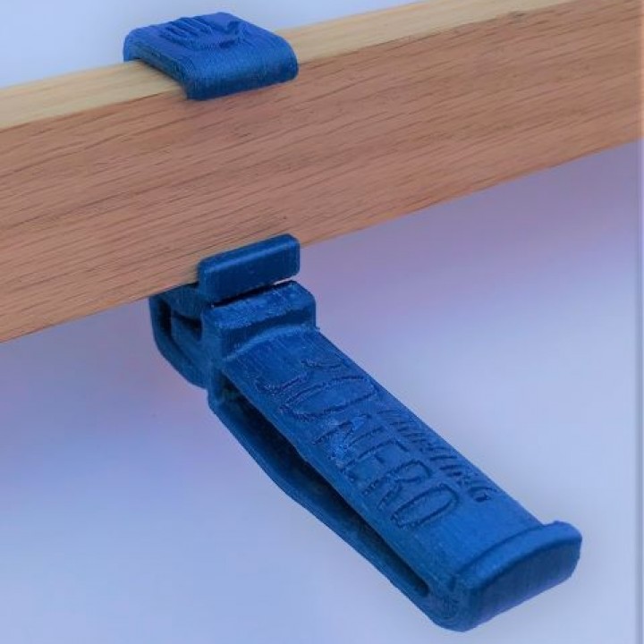 3D Printable Hinged Clip Spool Holder by Mii3D