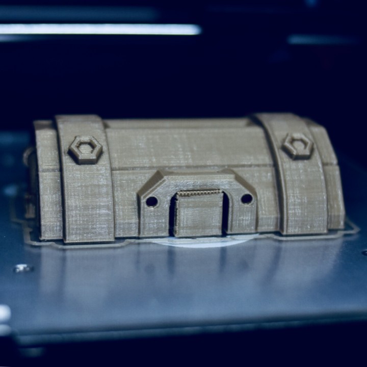 3D Printable Fortnite Chest by Santiago Sanchez