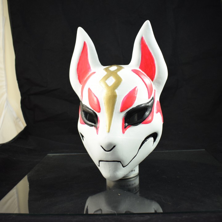 3D Printable Fortnite Kitsune Drift Mask by Tanya Wiesner