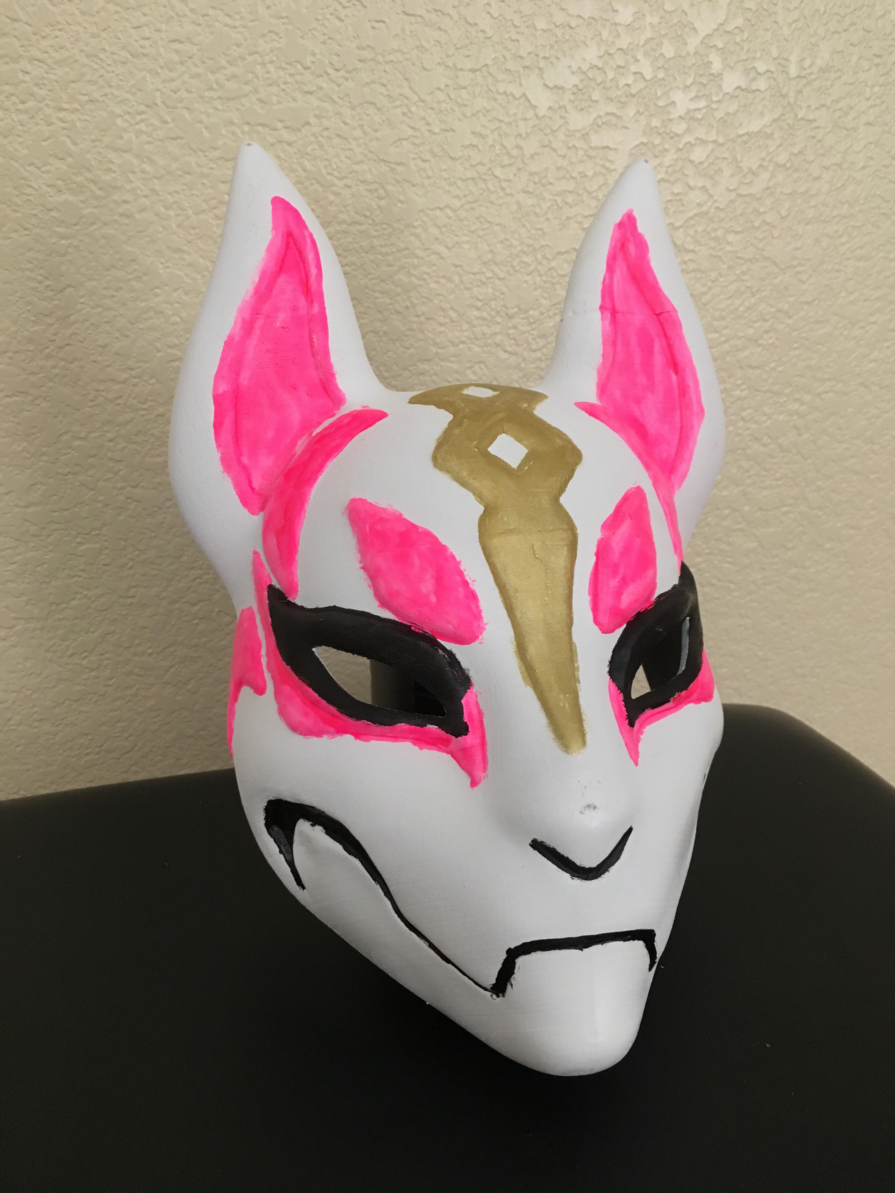 3D Printable Fortnite Kitsune Drift Mask by Tanya Wiesner