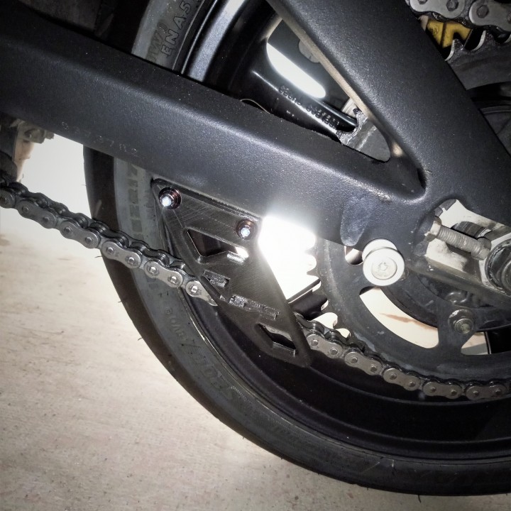3D Printable Toe Guard Triumph Street Triple 675 by PIERRE BOUFFAY