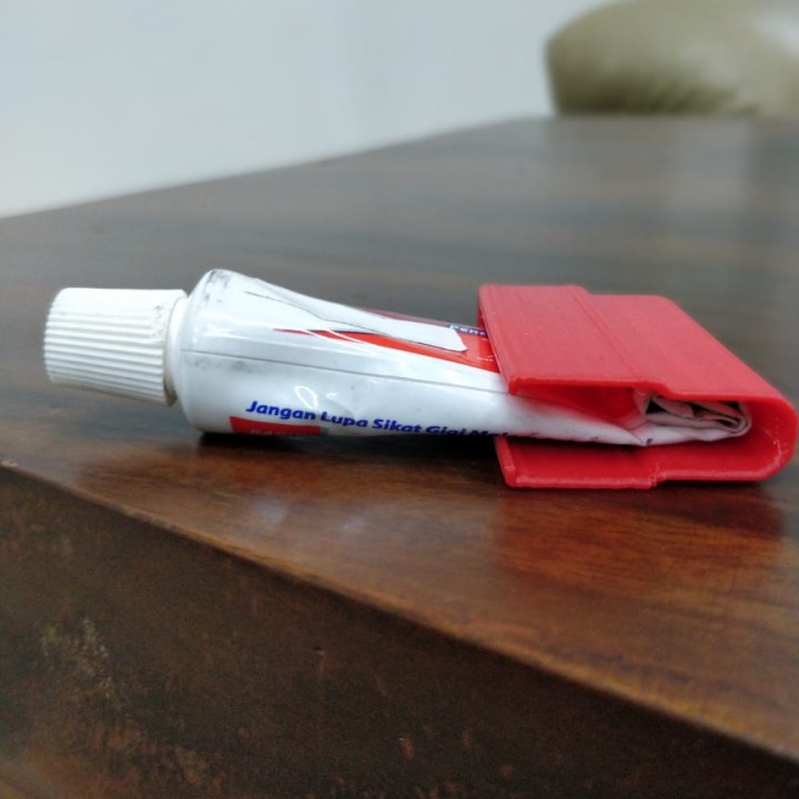 3D Printable Tube Clip Toothpaste Folded End Holder by Leman Lim