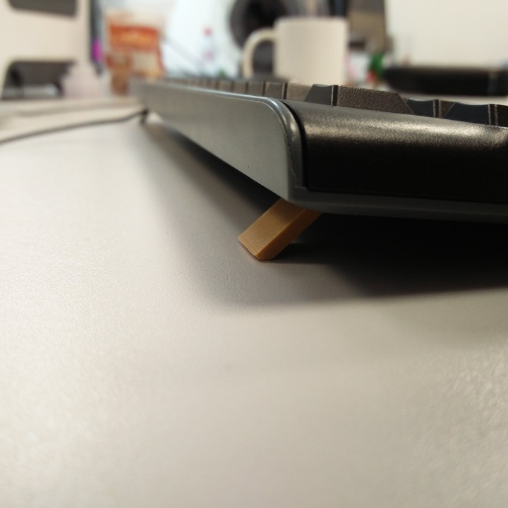 3D Printable Logitech K120 keyboard leg by William clot