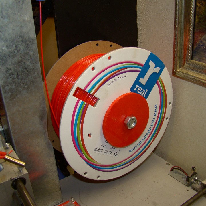 3D Printable Filament Spool Holder by Jacques Mul