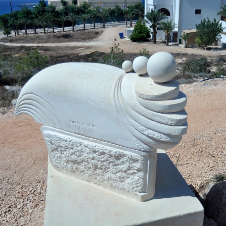 3D Printable Abstract sculpture with 3 spheres by Scan The World