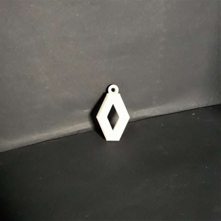 3D Printable Key ring Renault by Corentin Paquet