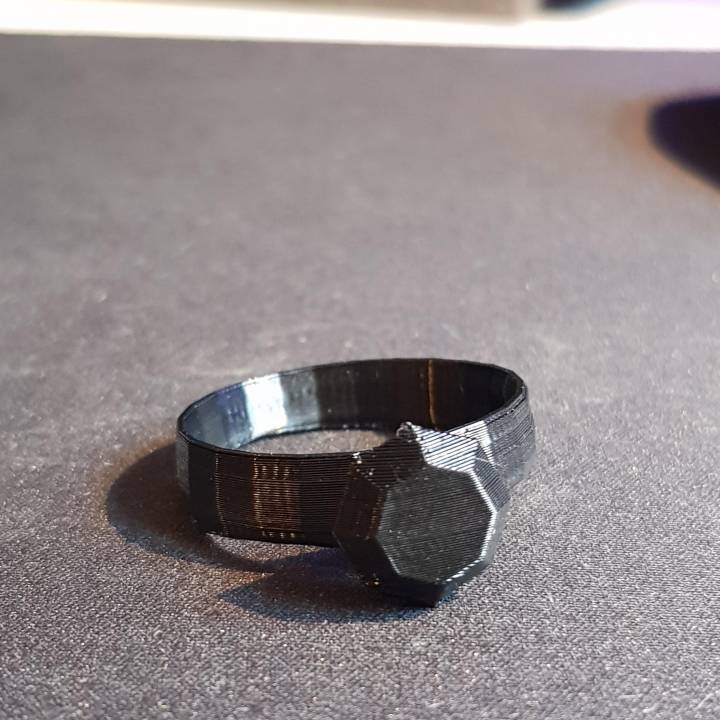 3D Printable starter ring €0,50 by Jinthe Bakker
