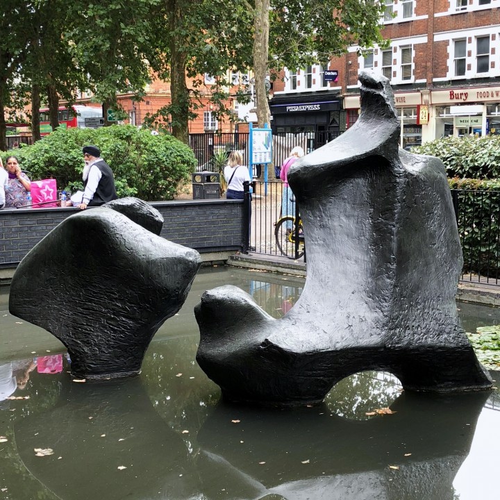 3D Printable Abstract pond sculpture by Scan The World