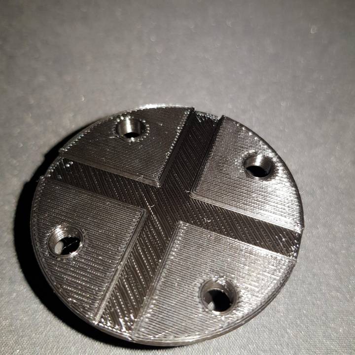 3D Printable 1/2 inch pipe foot by Davide Sala