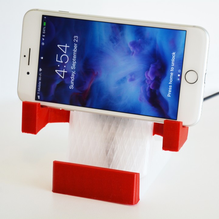 3D Printable Dual Orientation Standing Wireless Charger by Duncan Smith
