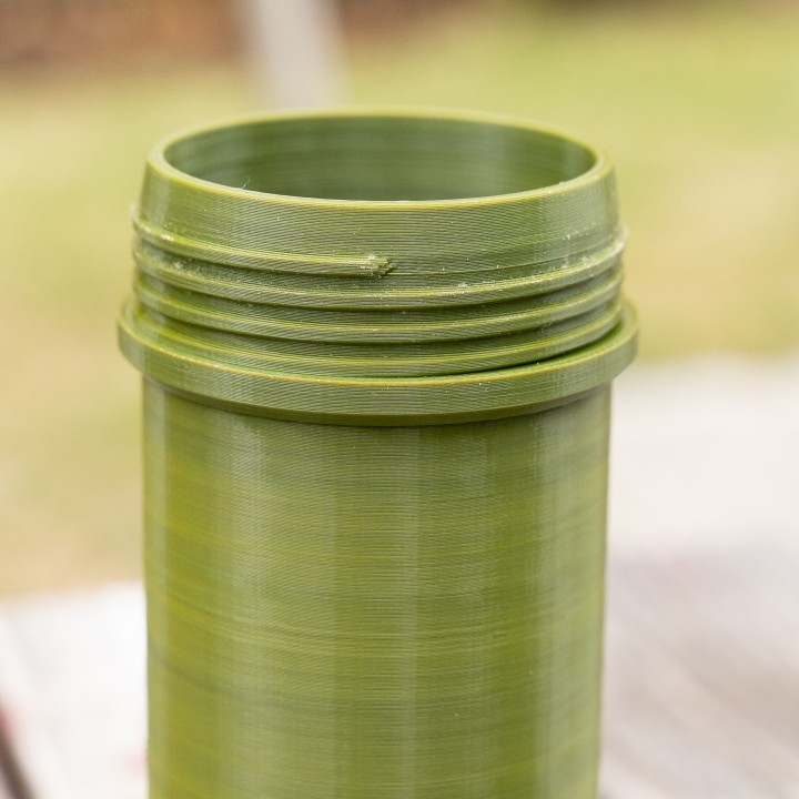 3D Printable Hanging feeding place for birds, food dispenser, birdhouse ...