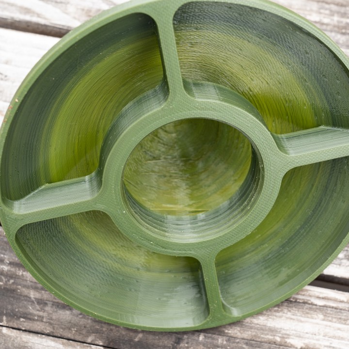 3D Printable Hanging feeding place for birds, food dispenser, birdhouse ...