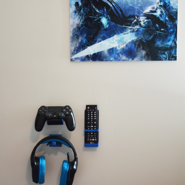 3D Printable Wall Mounted Gaming Accessory Set by Duncan Smith