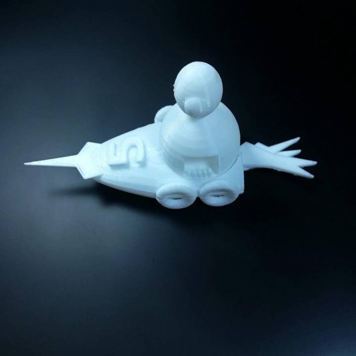 3D Printable alien in nitro powered race car by oakley hullette