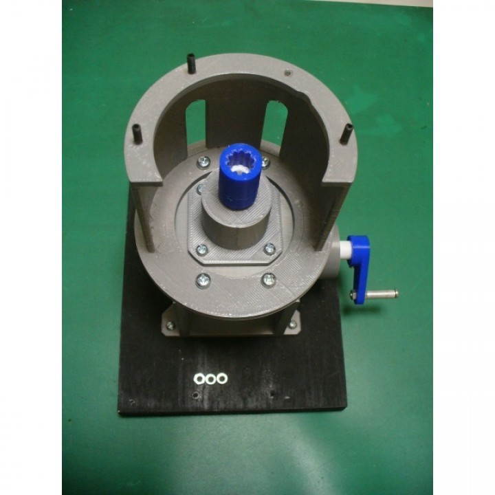 3D Printable Rotation Tool for Propeller Governor by Motoo Kondo