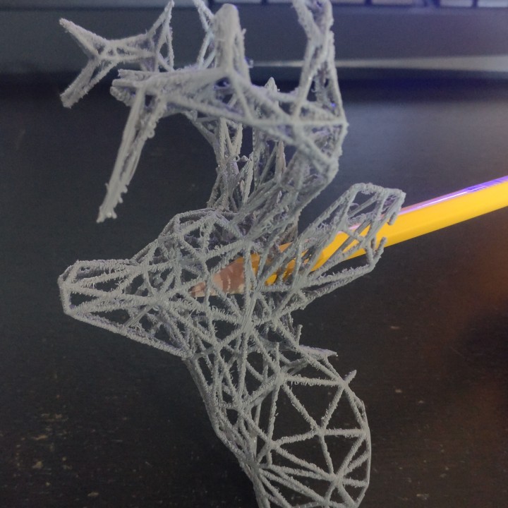 3D Printable wire-frame deer head by Roman van der Rijt