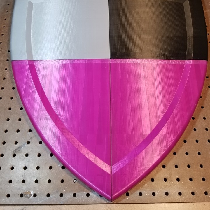 3D Printable A commen shield by Michael Pimentel