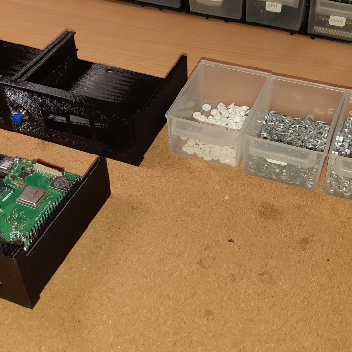 3D Printable Raspberry PI3 Cluster Rack 19 by Julian