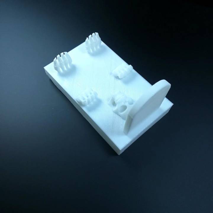 3D Printable SKELETON DIGING UP OUT OF THE GRAVE by Hunter Michaelson