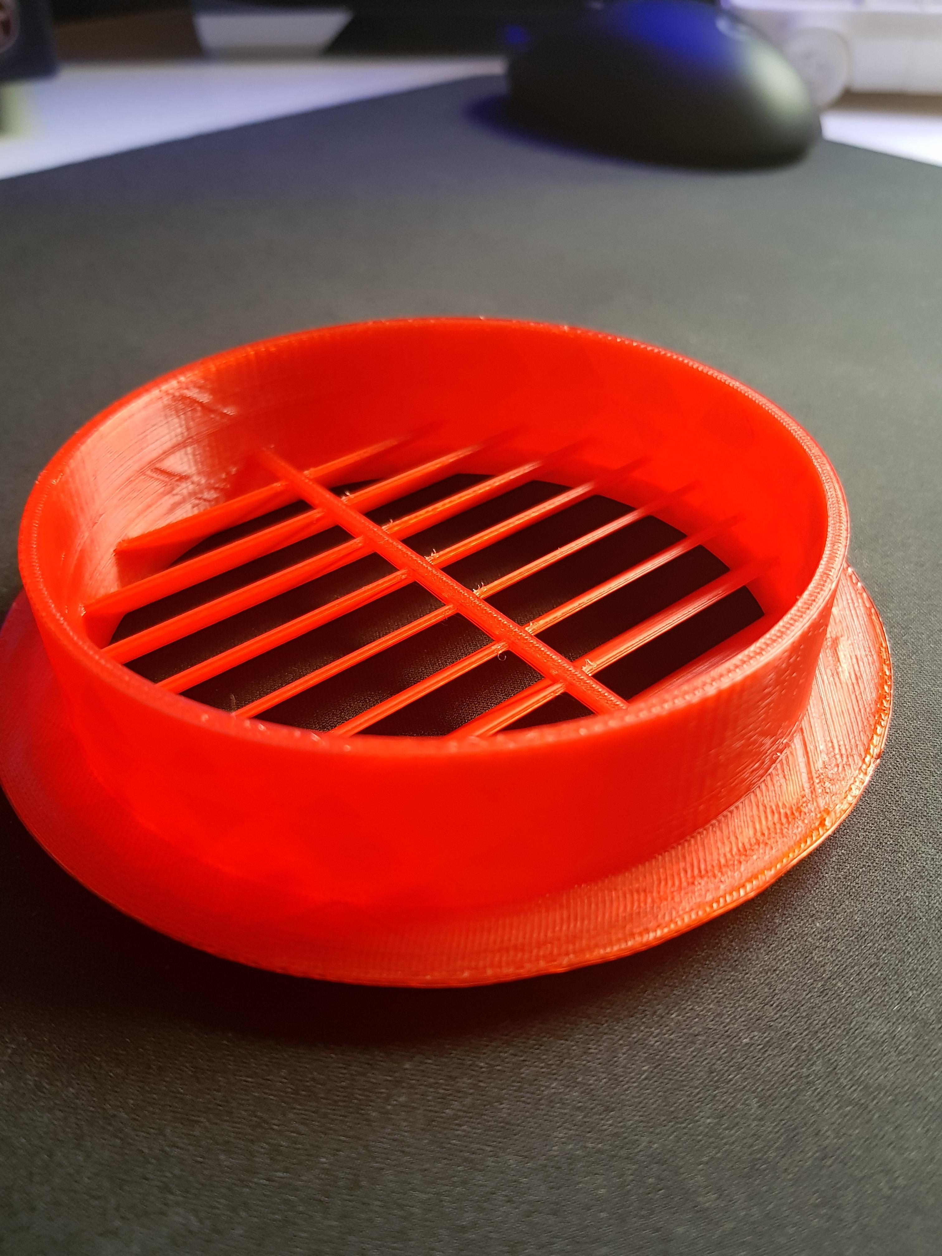 3D Printable Vent cover, Louver round 100mm by Michael Maier