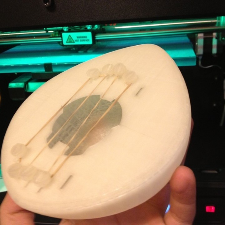 3D Printable rubberband string instrument by Thái Việt Dũng