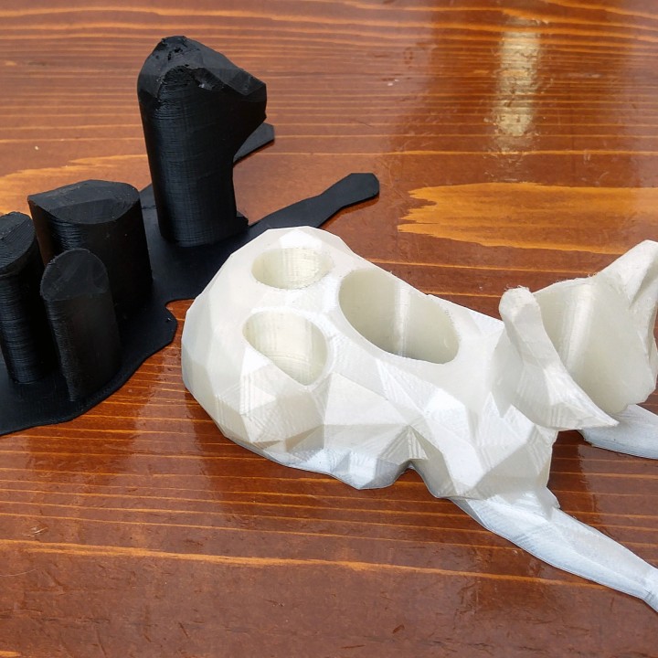 3D Printable Interlocking Dual-Color Cat by Adam