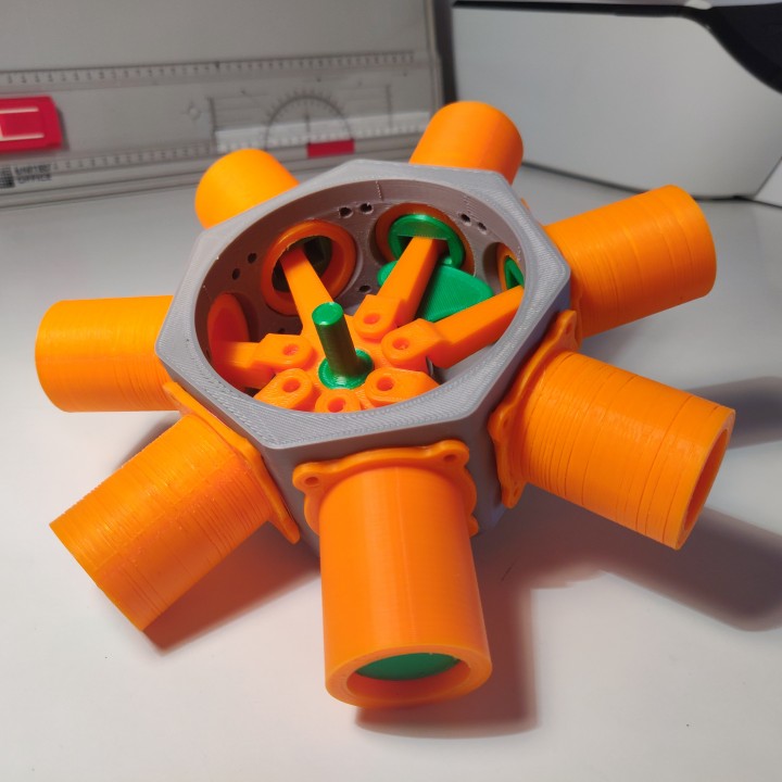 3D Printable Star Radial Engine by Adrian Fernandez