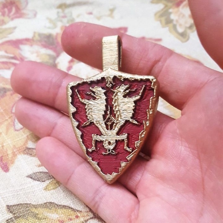 3D Printable Bloodborne Cainhurst Badge by Kevin Ortiz