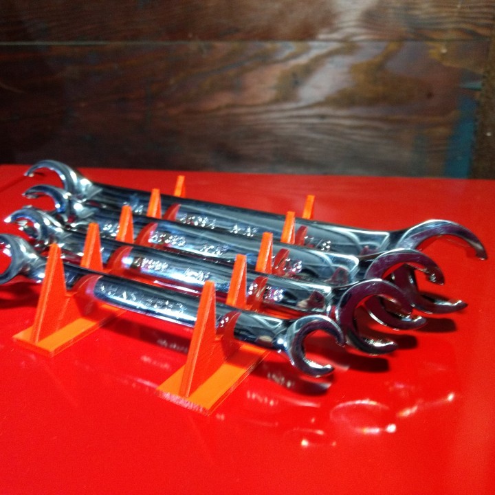 3D Printable 4 slot wrench rail by Brad