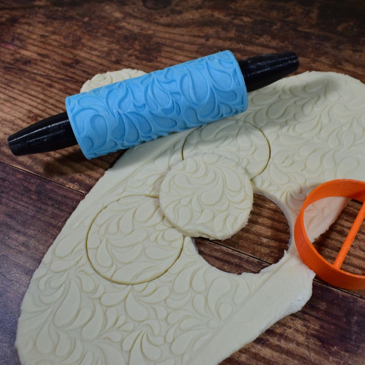 3D Printable Embossed Ornate Roller Pattern 02 by Tanya Wiesner