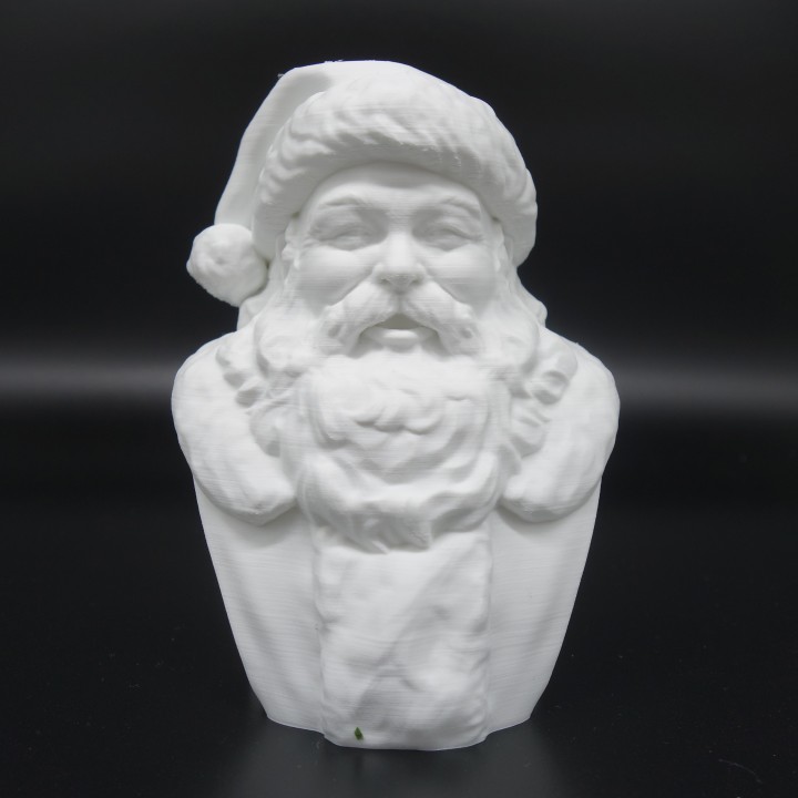 3D Printable Santa Bust by Kam Yu