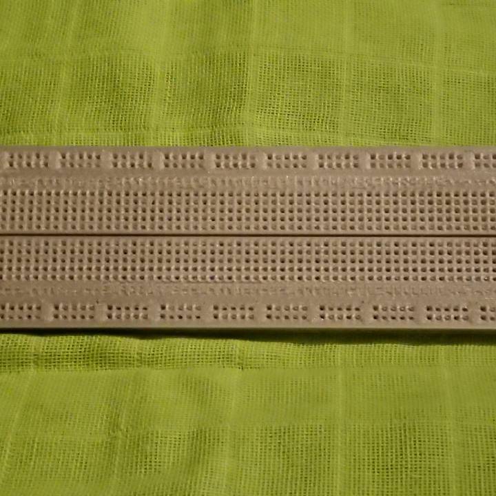 3D Printable Customizable breadboard by Andrea Valentino