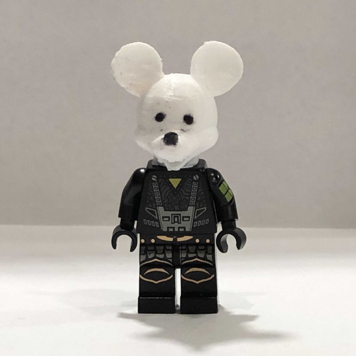 3D Printable LEGO Mickey Mouse head by Griffin Haydon