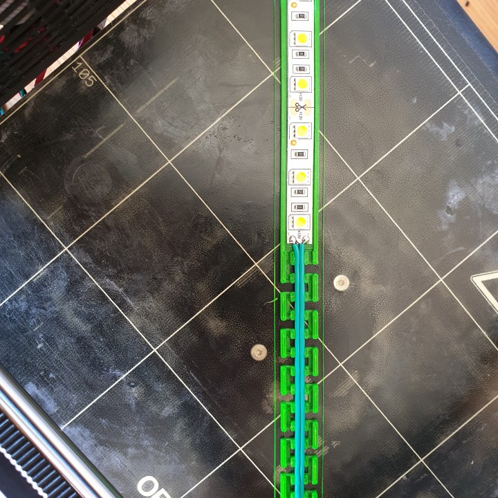 3D Printable Flexible LED strip USB Lamp by Brodie Fairhall