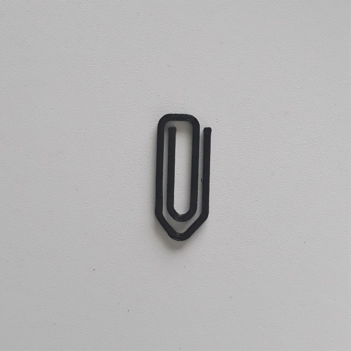 3D Printable Paper clip by Corentin Paquet